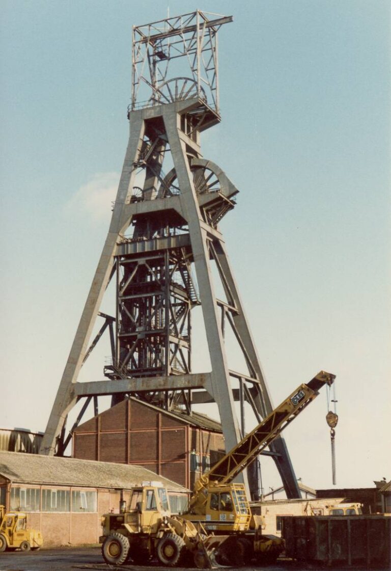 Memories of visiting Tilmanstone Colliery during its Closure and ...